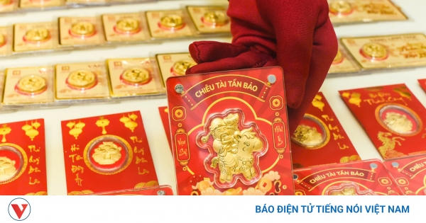 Giá vàng hôm nay 26/5: SJC, DOJI neo 159-162 triệu đồng/lượng